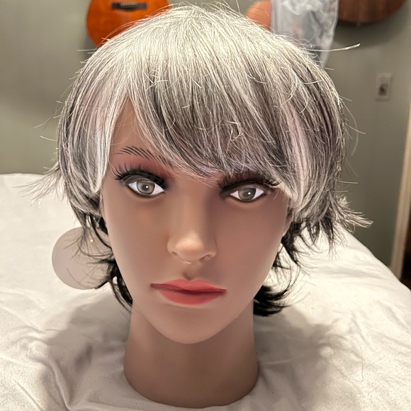 Niner | Hair | New With Tags Pixie Cut Light Silver With Dark Silver ...